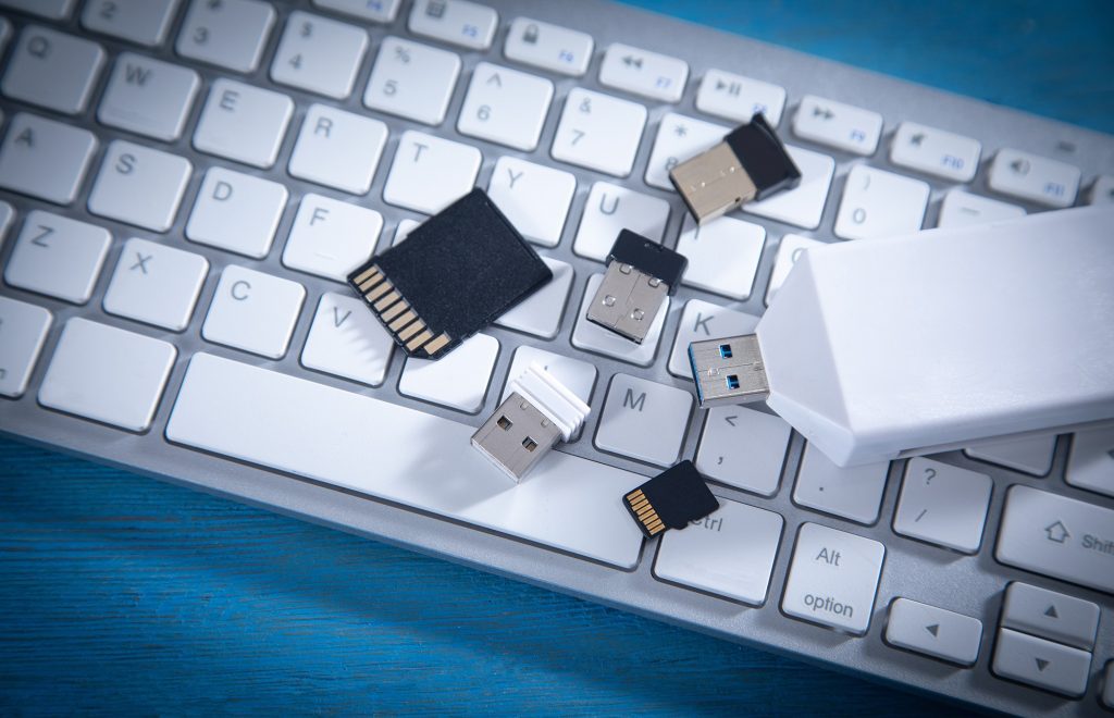 Magtek | Duplication and Replication of CD, DVD & USB Drives